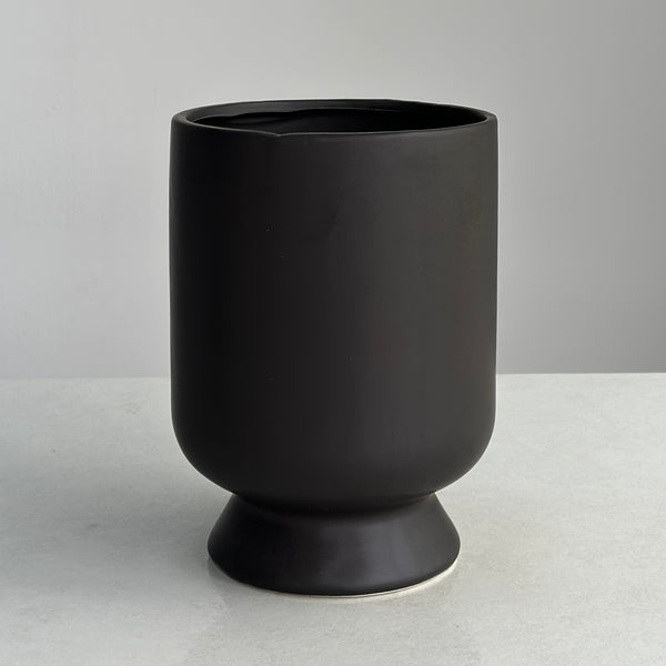 Ceramic Black Round Bellied Pot - Decora Home