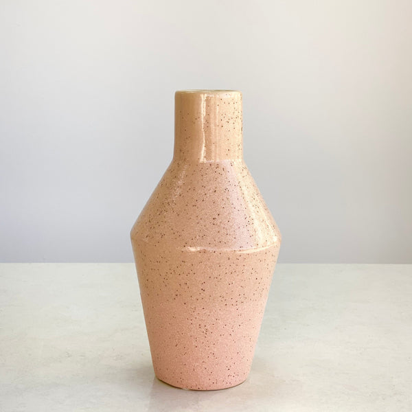 Round Curved Pink Vase - Decora Home